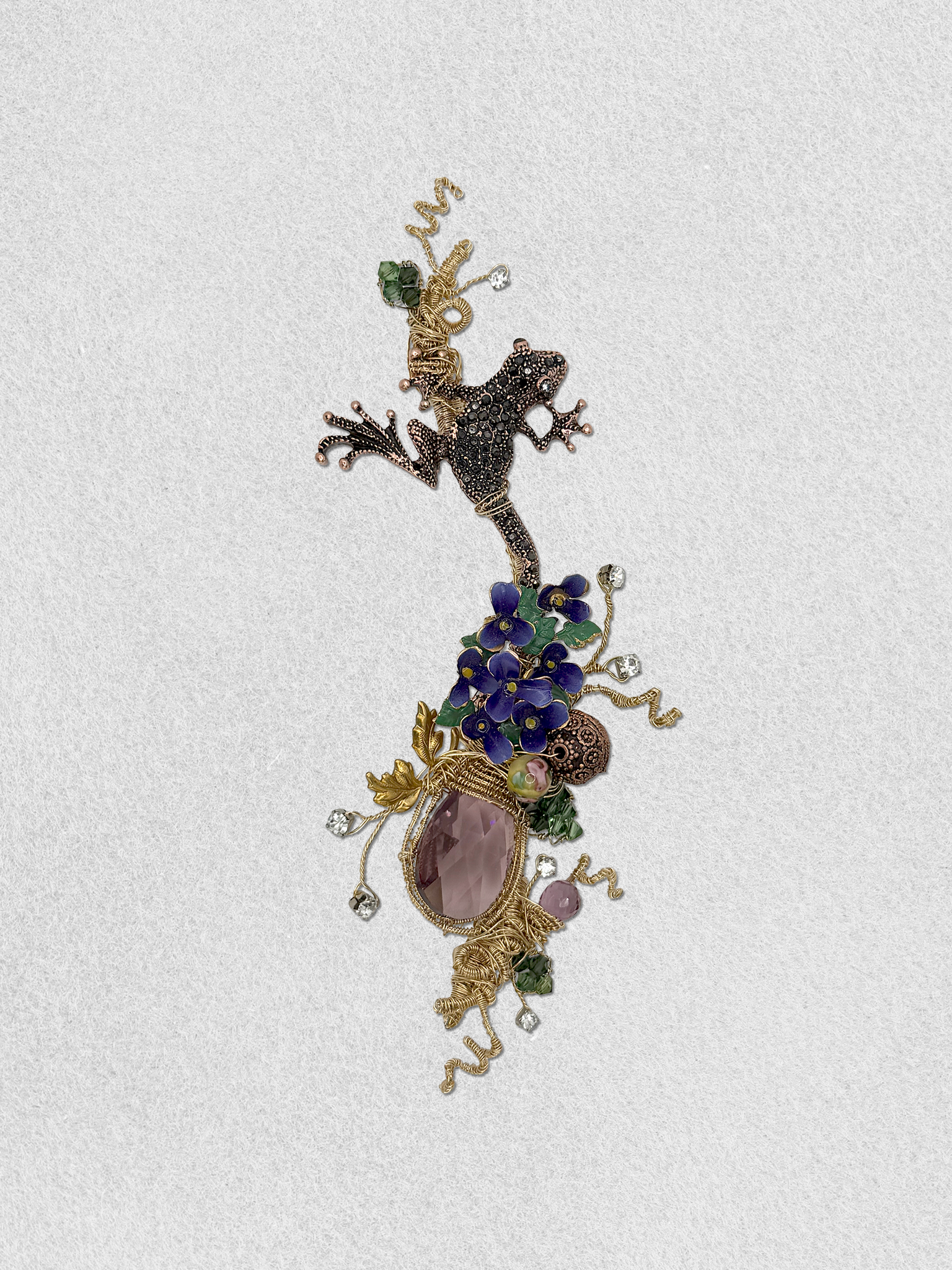 Jeweled Frog and the Garden Lapel Pin – Mindy Lam Jewelry