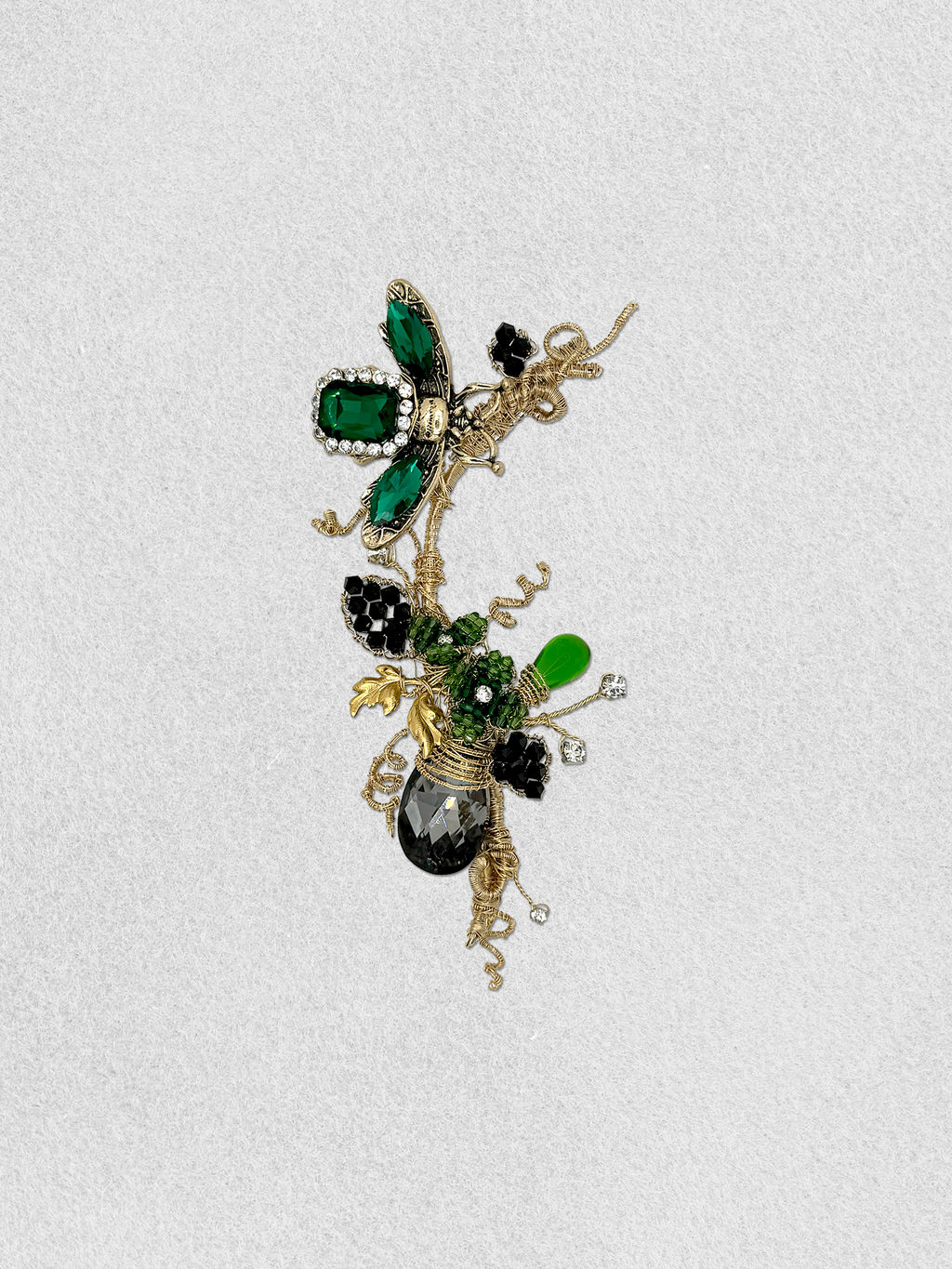 Men's Lapel Pin - Emerald Flight – Mindy Lam Jewelry